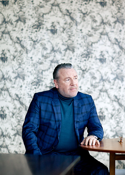 Picture of Ray Winstone