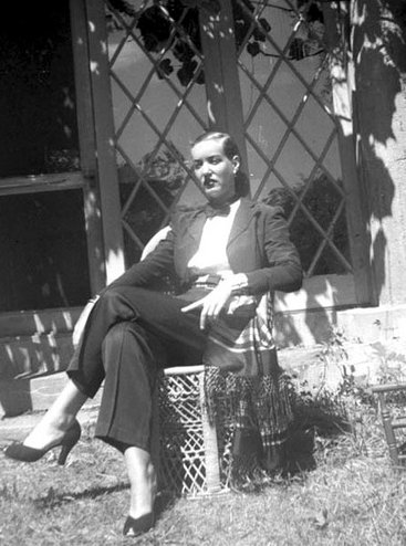 Edith 'Little Edie' Bouvier Beale image