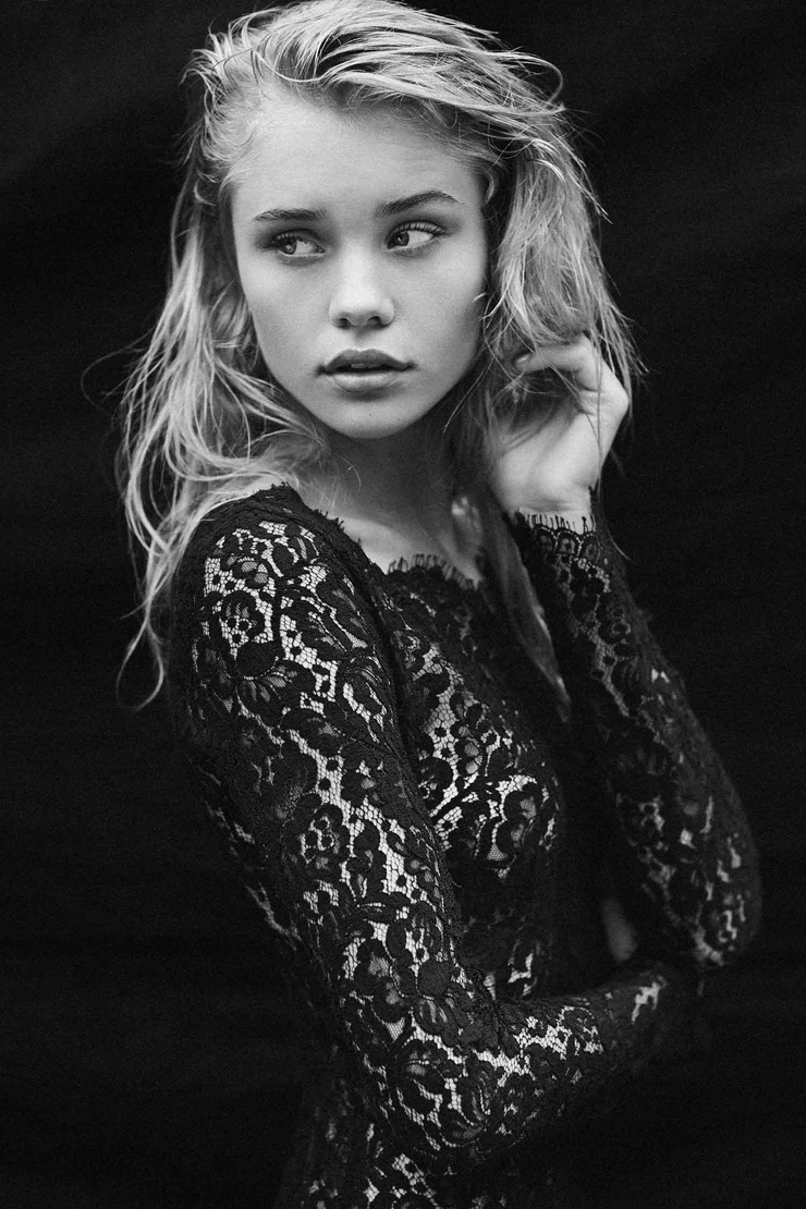 Picture of Brooke Perry