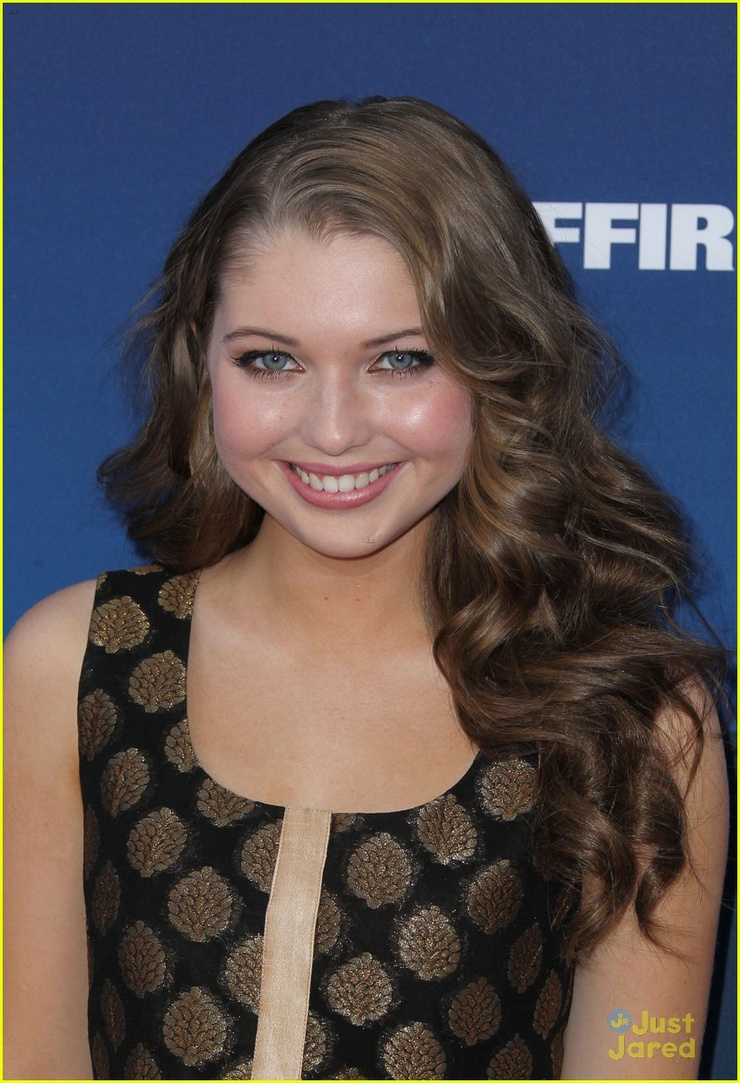 Picture of Sammi Hanratty