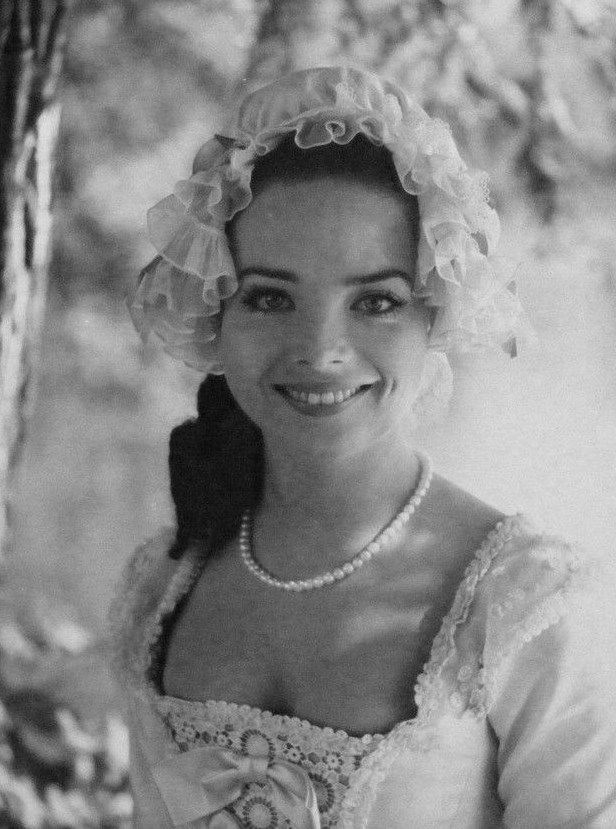 Picture of Barbara Capell