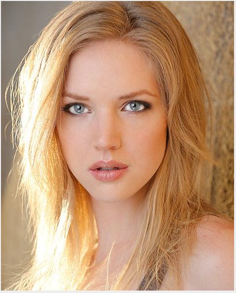 Jaclyn Hales picture