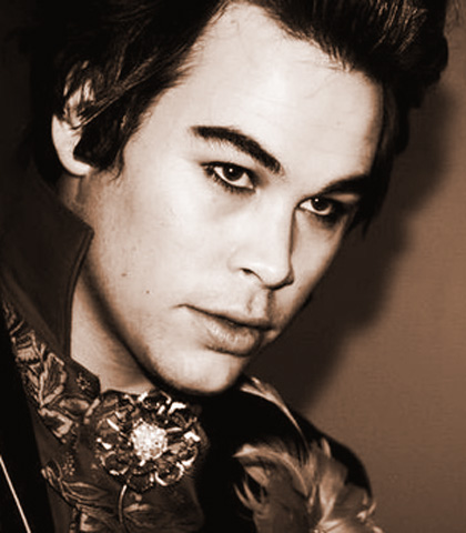 Picture of Luke Steele