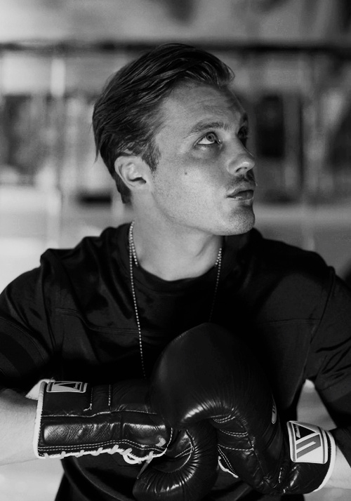 Michael Pitt picture