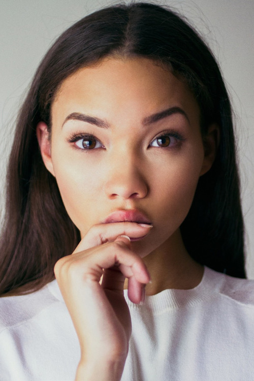 Image of Ashley Moore (2)