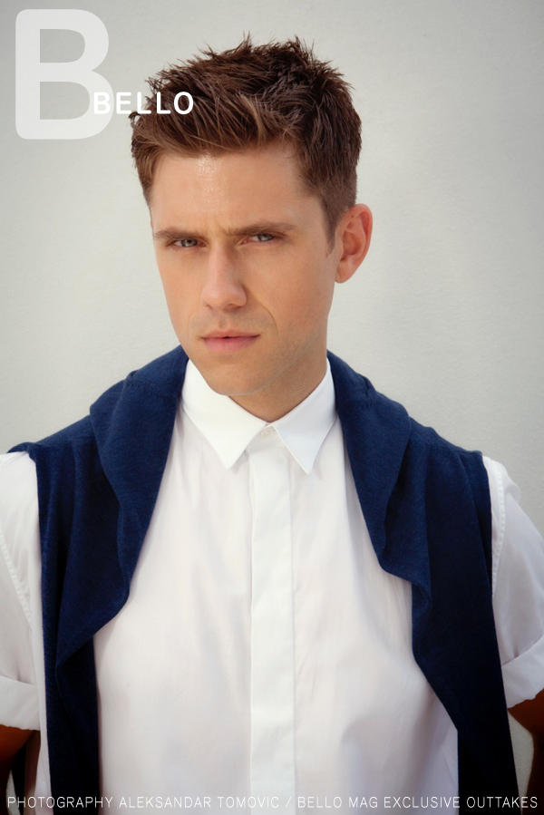 Picture of Aaron Tveit