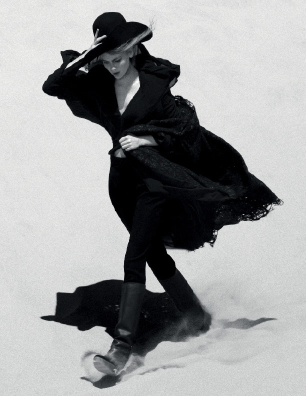 Image of Eve Delf
