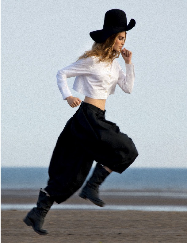 Picture of Eve Delf