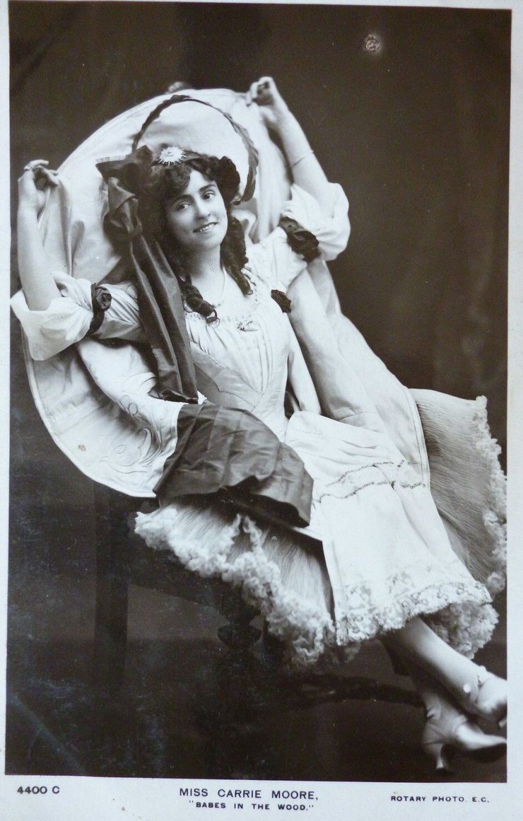 Picture of Carrie Moore