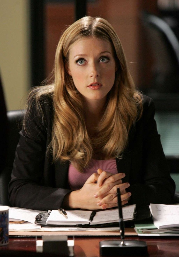 Jennifer Finnigan image