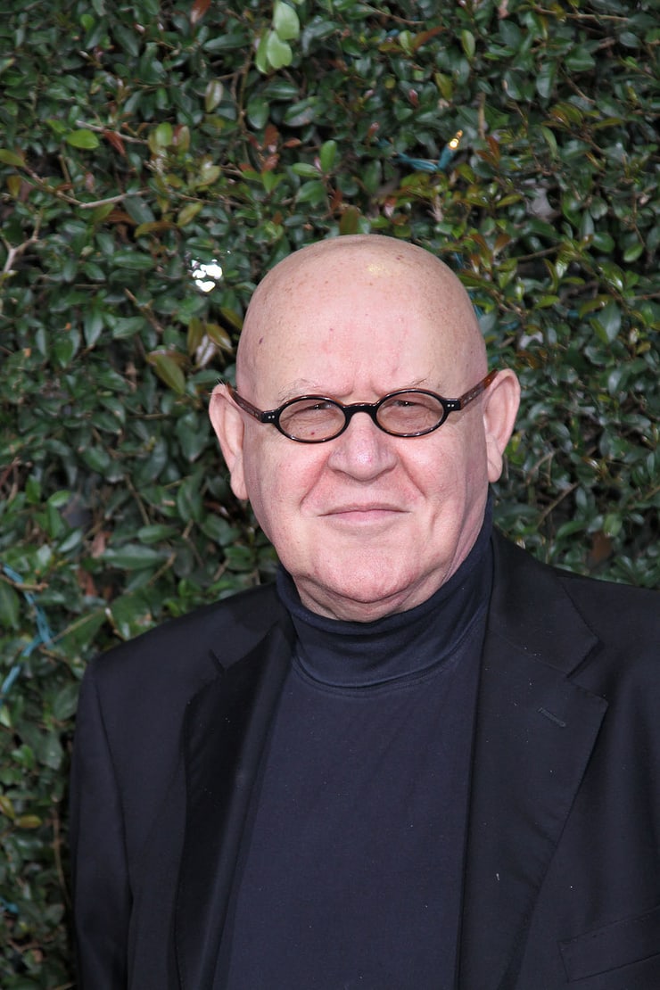 Daniel Benzali picture