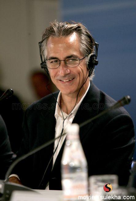 David Strathairn picture