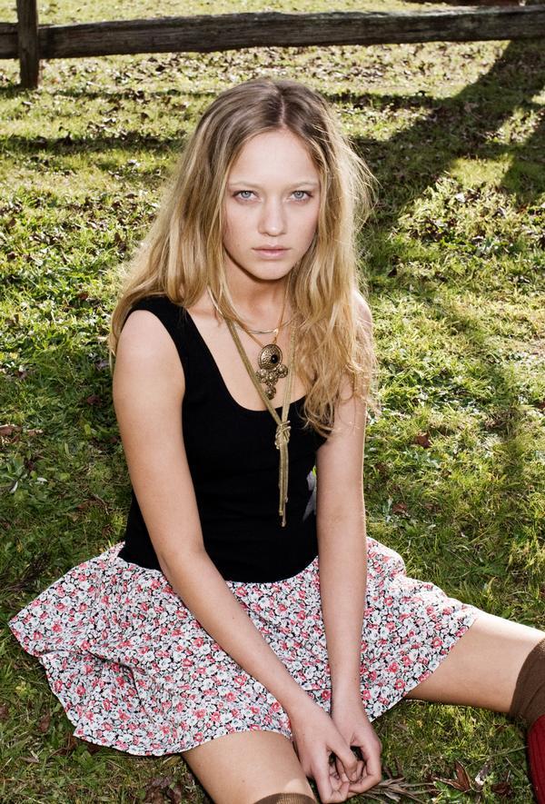 Image of Zippora Seven