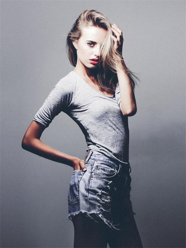 Picture of SONYA ESMAN