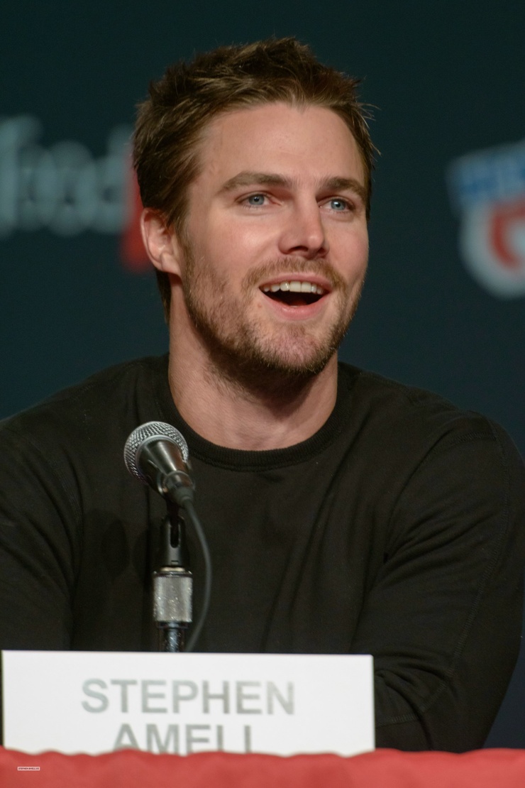 Image of Stephen Amell