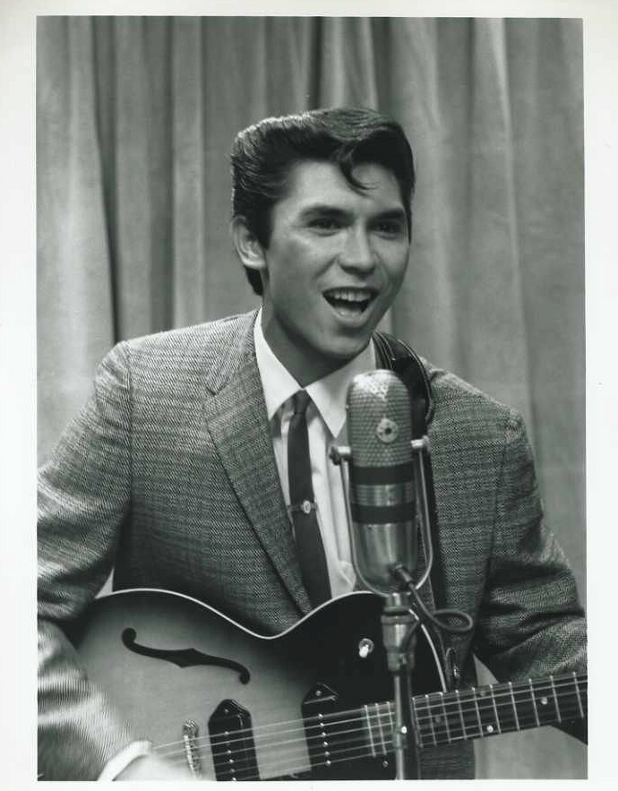 Picture of Lou Diamond Phillips