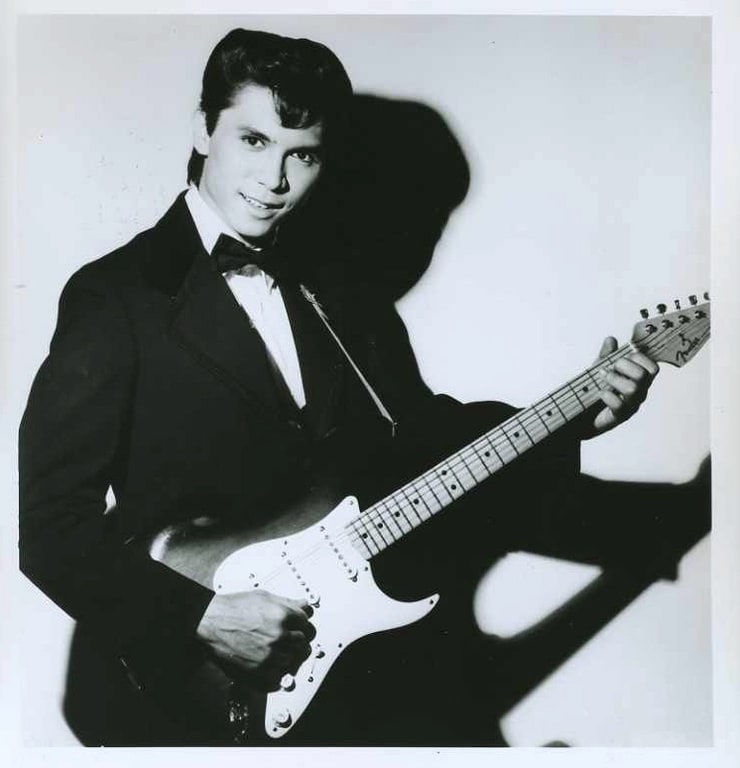 Picture of Lou Diamond Phillips