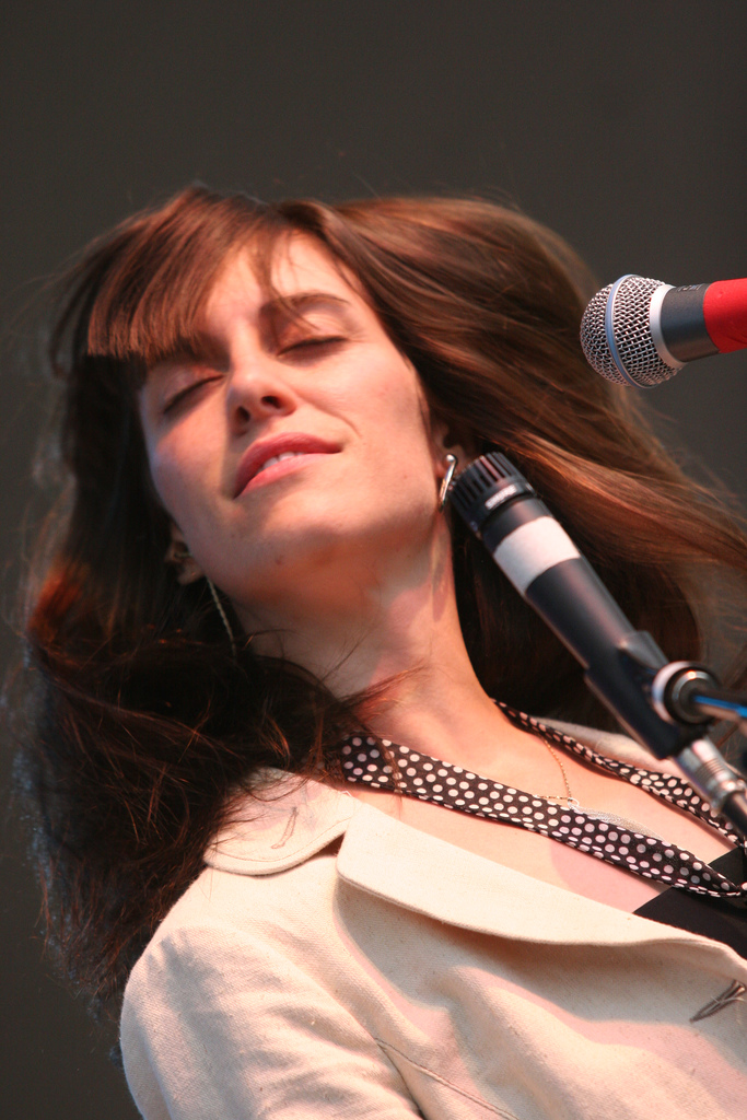 Image of Leslie Feist