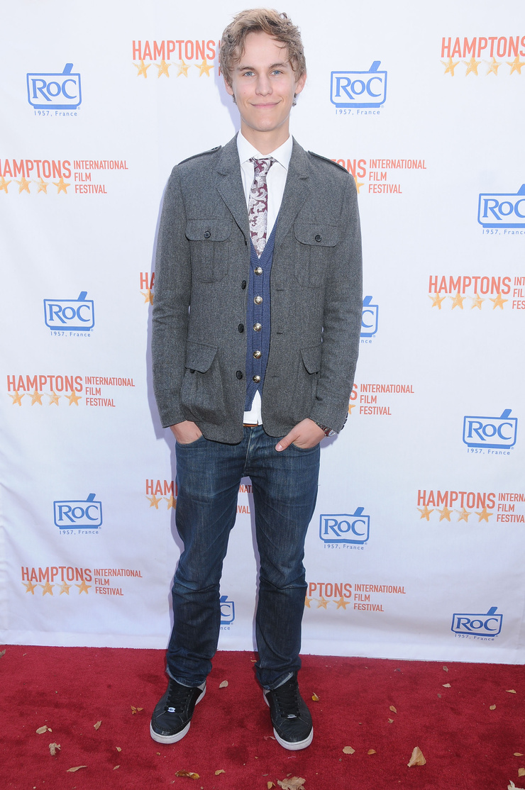 Rhys Wakefield image
