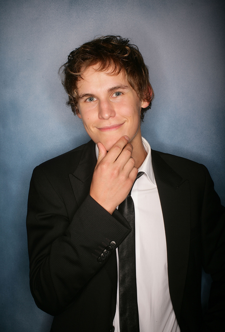 Picture of Rhys Wakefield