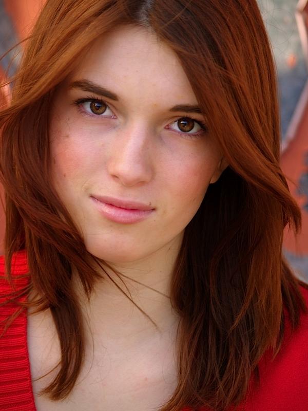 Picture of Dani Thorne