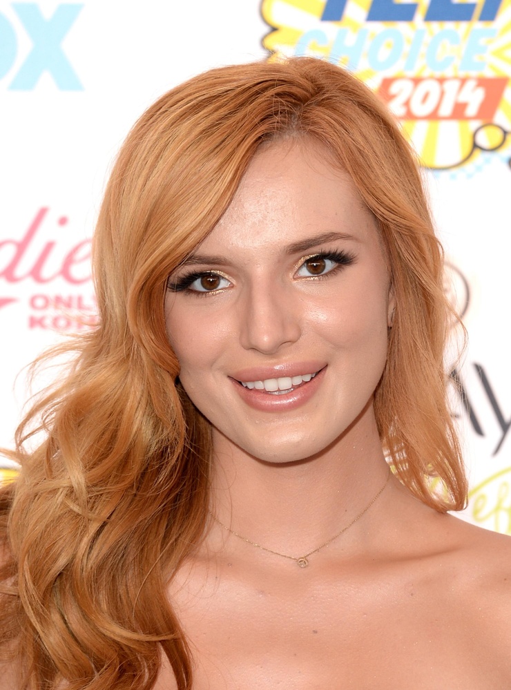 Bella Thorne image