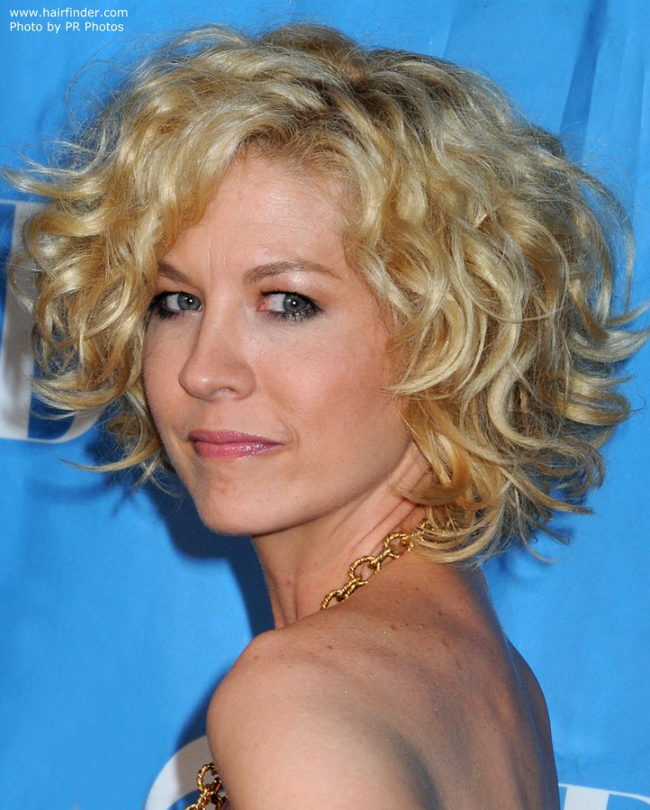 Jenna Elfman Lichaam