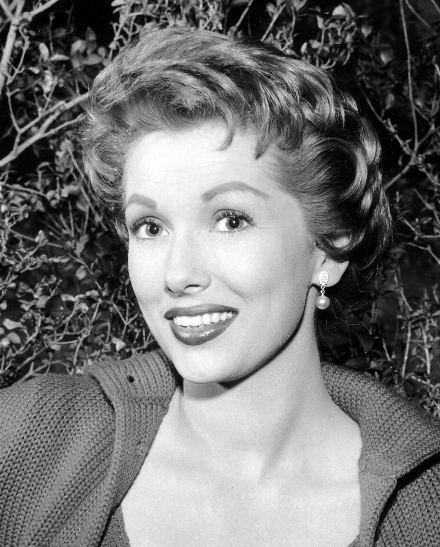 Image of Elaine Edwards