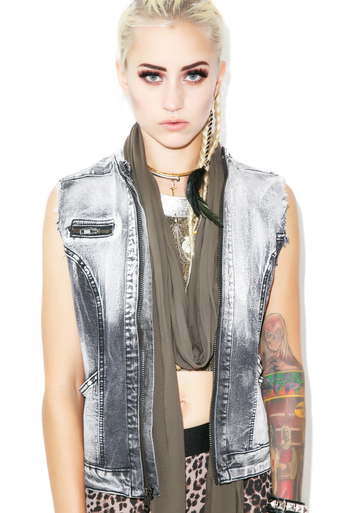 Picture of Katie Loo