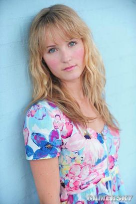 Sara Fletcher picture