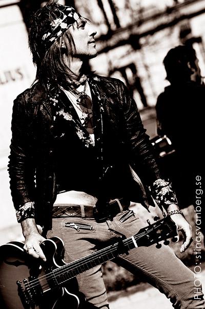 Picture of Ryan Roxie