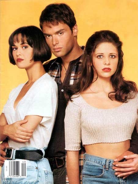 Sarah Michelle Gellar as Kendall Hart