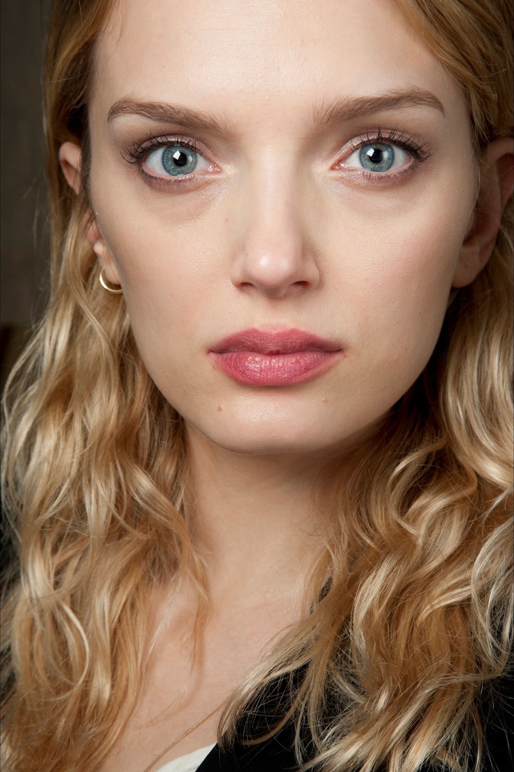 Lily Donaldson picture