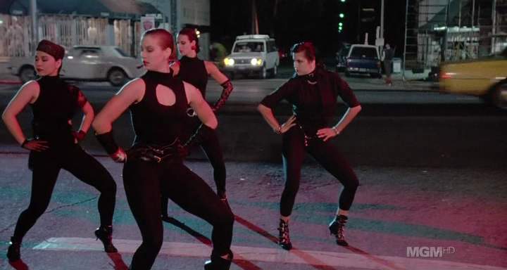 Modern Girls (1986) picture