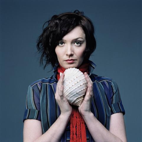 Sarah Blasko image