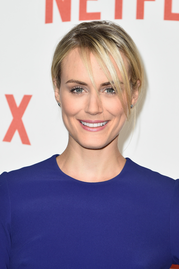Picture of Taylor Schilling
