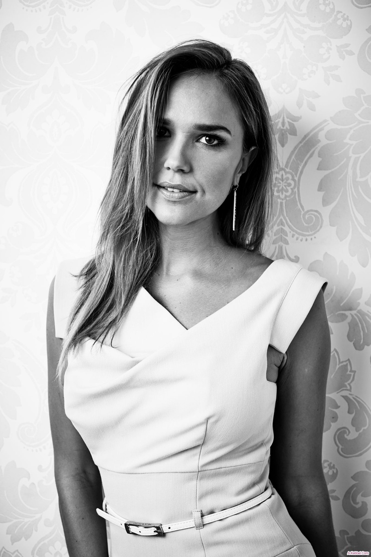 Picture of Arielle Kebbel