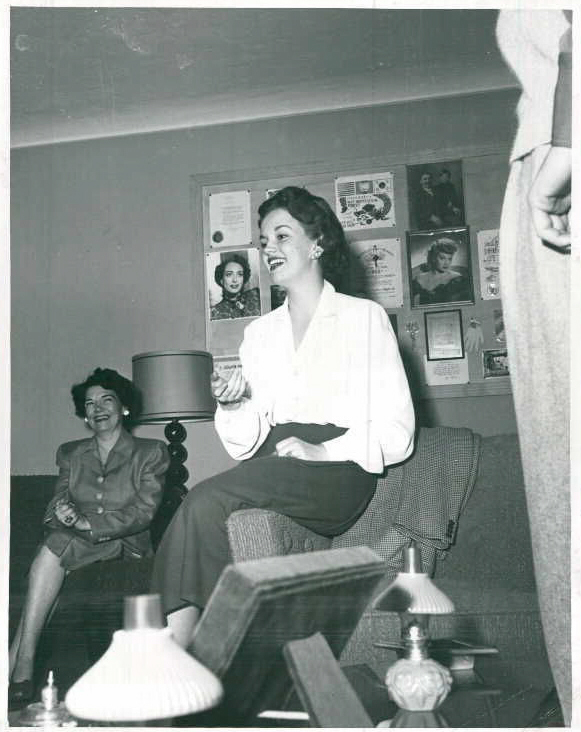 Picture of Joan Evans