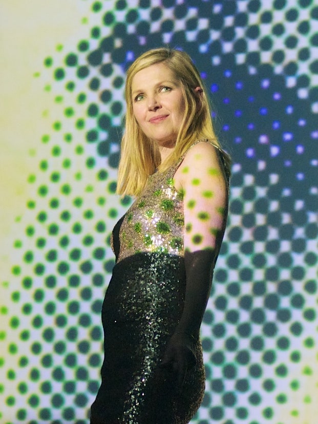 Sarah Cracknell image