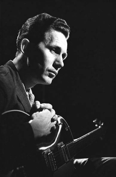 Chet Atkins image