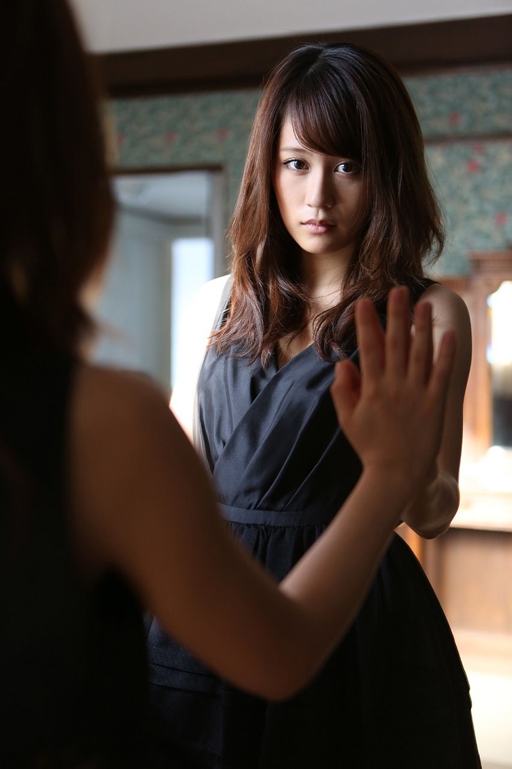 Picture of Atsuko Maeda