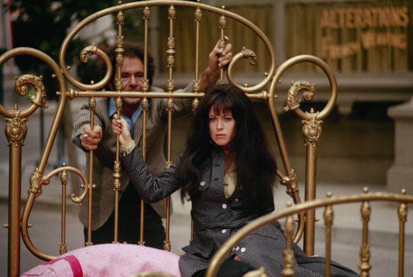 Stuart Margolin, Phyllis Davis
