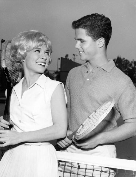Cindy Robbins, Tony Dow