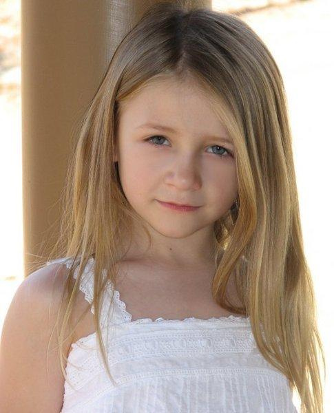 Picture of Emma Rayne Lyle