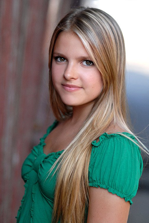 Sarah Jeanne Labrosse - Alchetron, The Free Social Encyclopedia