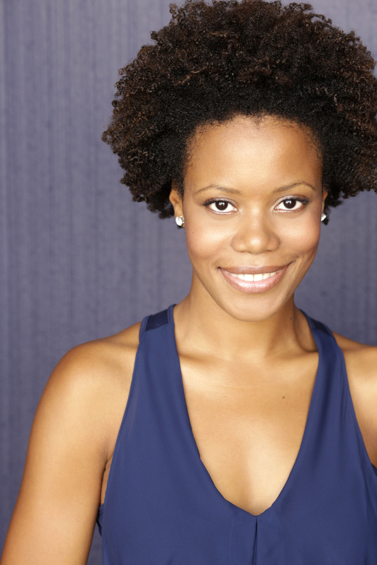 Christina Elmore image