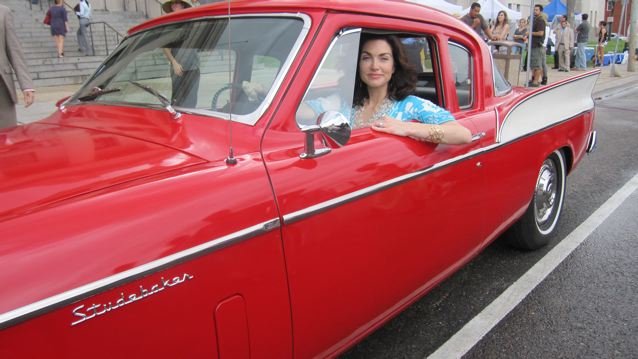 Picture of Elena Lyons