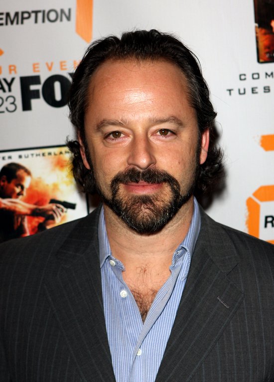 Picture of Gil Bellows