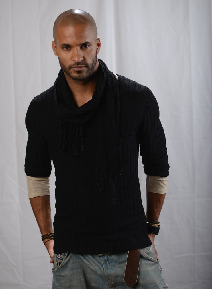 Picture of Ricky Whittle