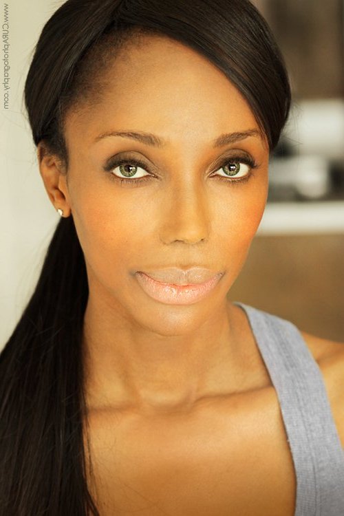 Amanda Van Annan image